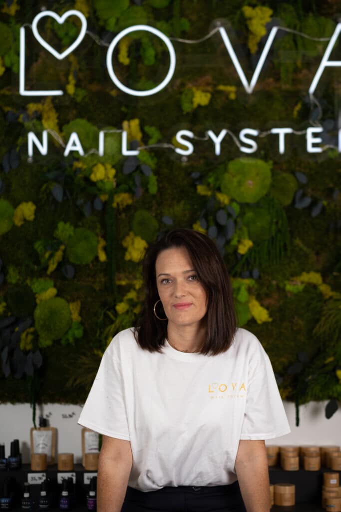 Aurélie - Lova Nail System
